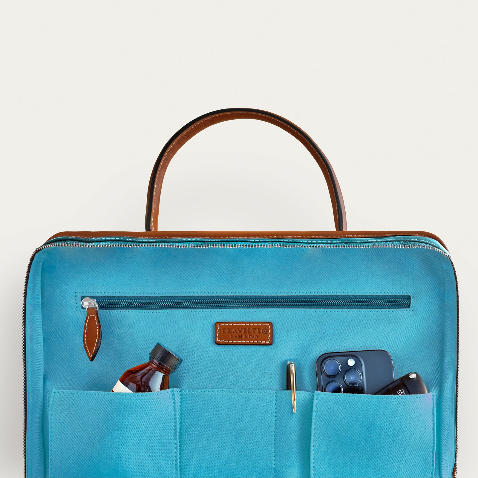 The Briefcase - Cognac/Light Blue – Travelteq